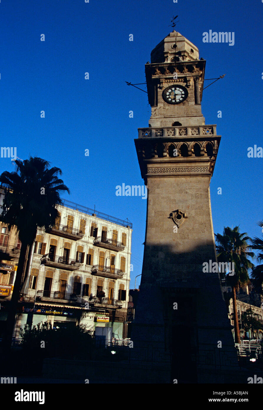 Aleppo syria street view hi-res stock photography and images - Alamy