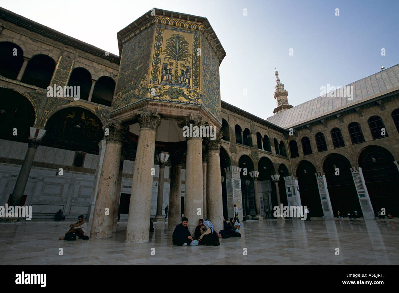 Courtyard, Umayyad Mosque with ancient Treasury Bayt al Mal Stock Photo ...