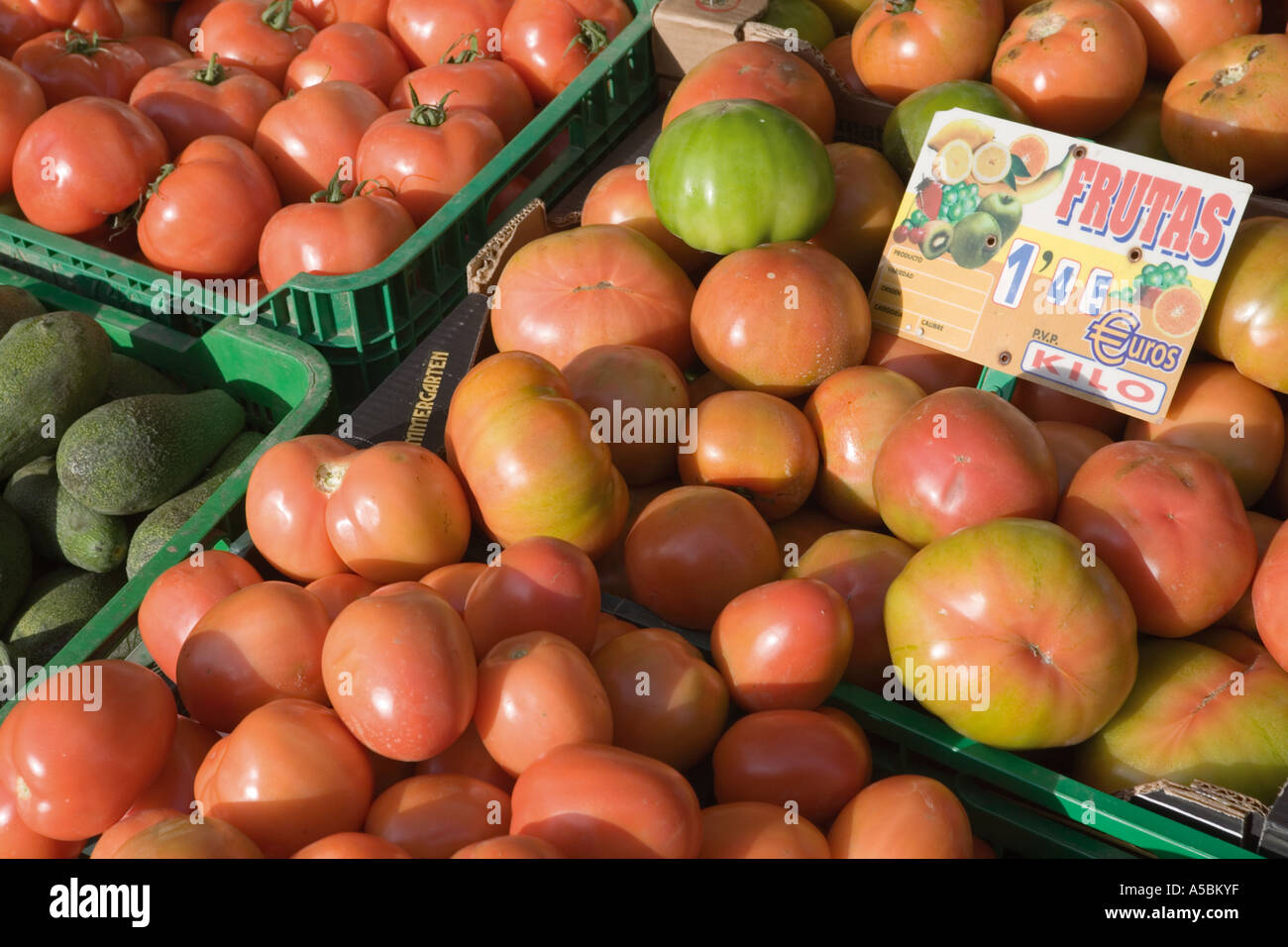 Crates of tomatoes at a Spanish shop Stock Photo - Alamy