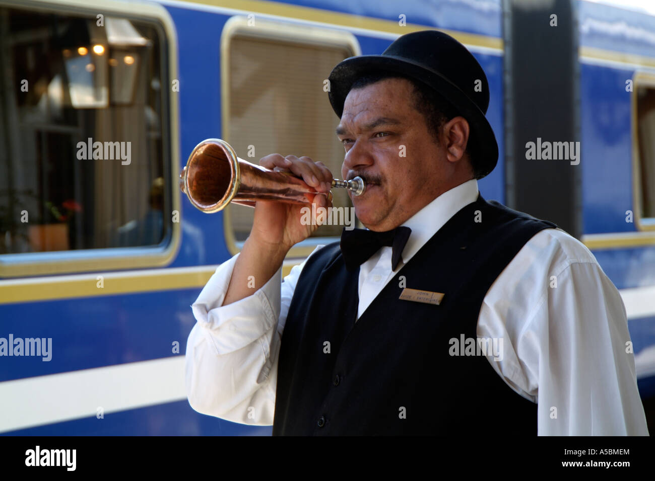 Train porter hi-res stock photography and images - Alamy