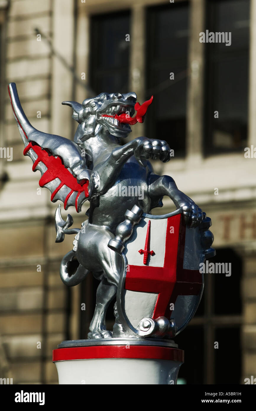 Griffin - Symbol of the Corporation and City of London Stock Photo - Alamy