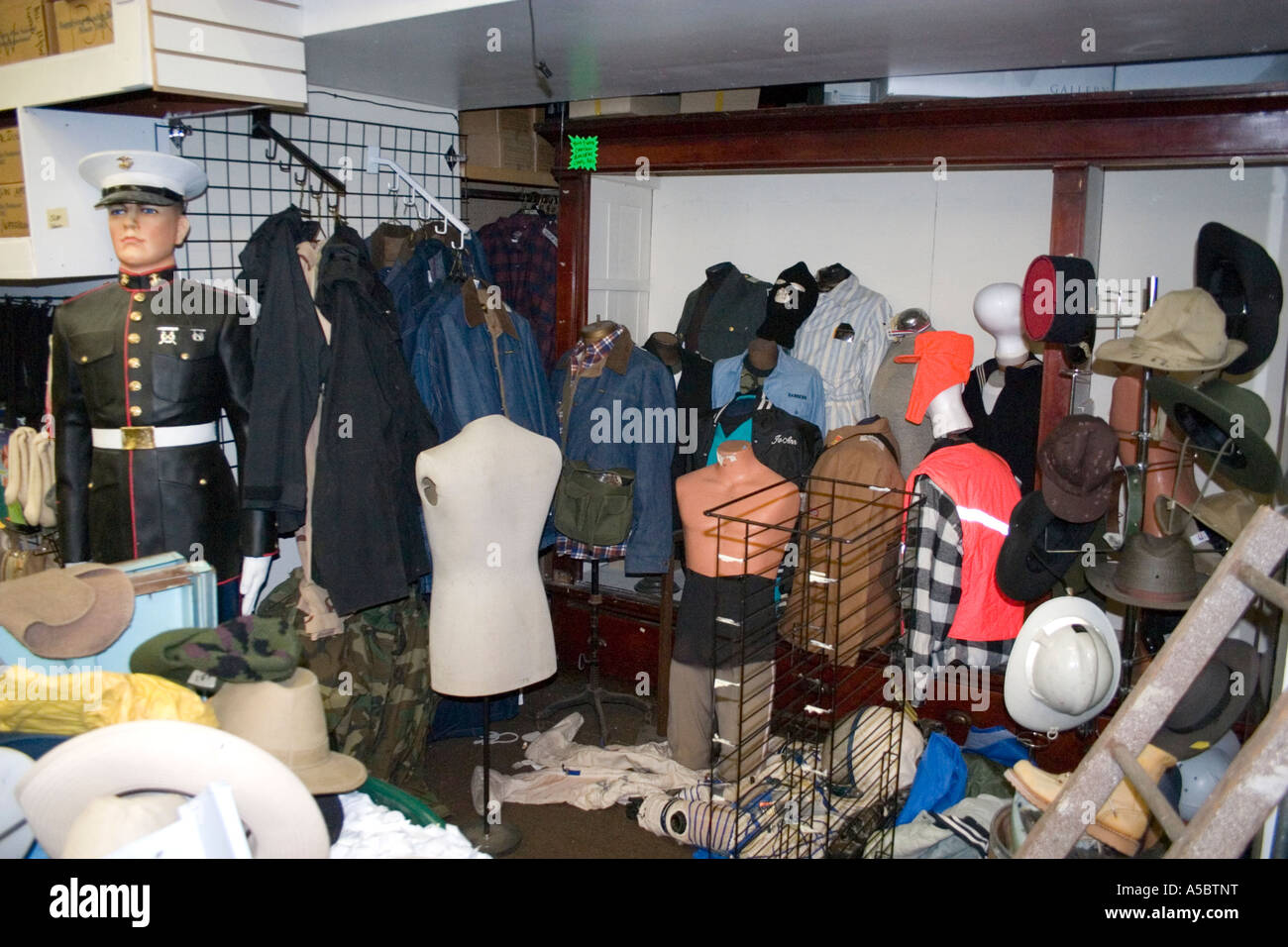 War surplus hi-res stock photography and images - Alamy