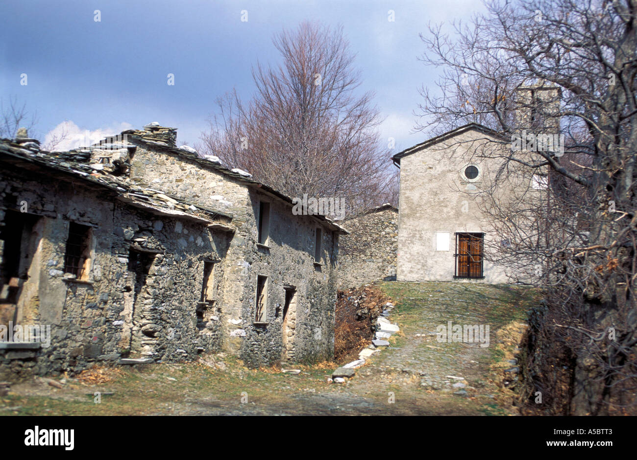 Col di Favilla Alpi Apuane Tuscany Italy Stock Photo - Alamy
