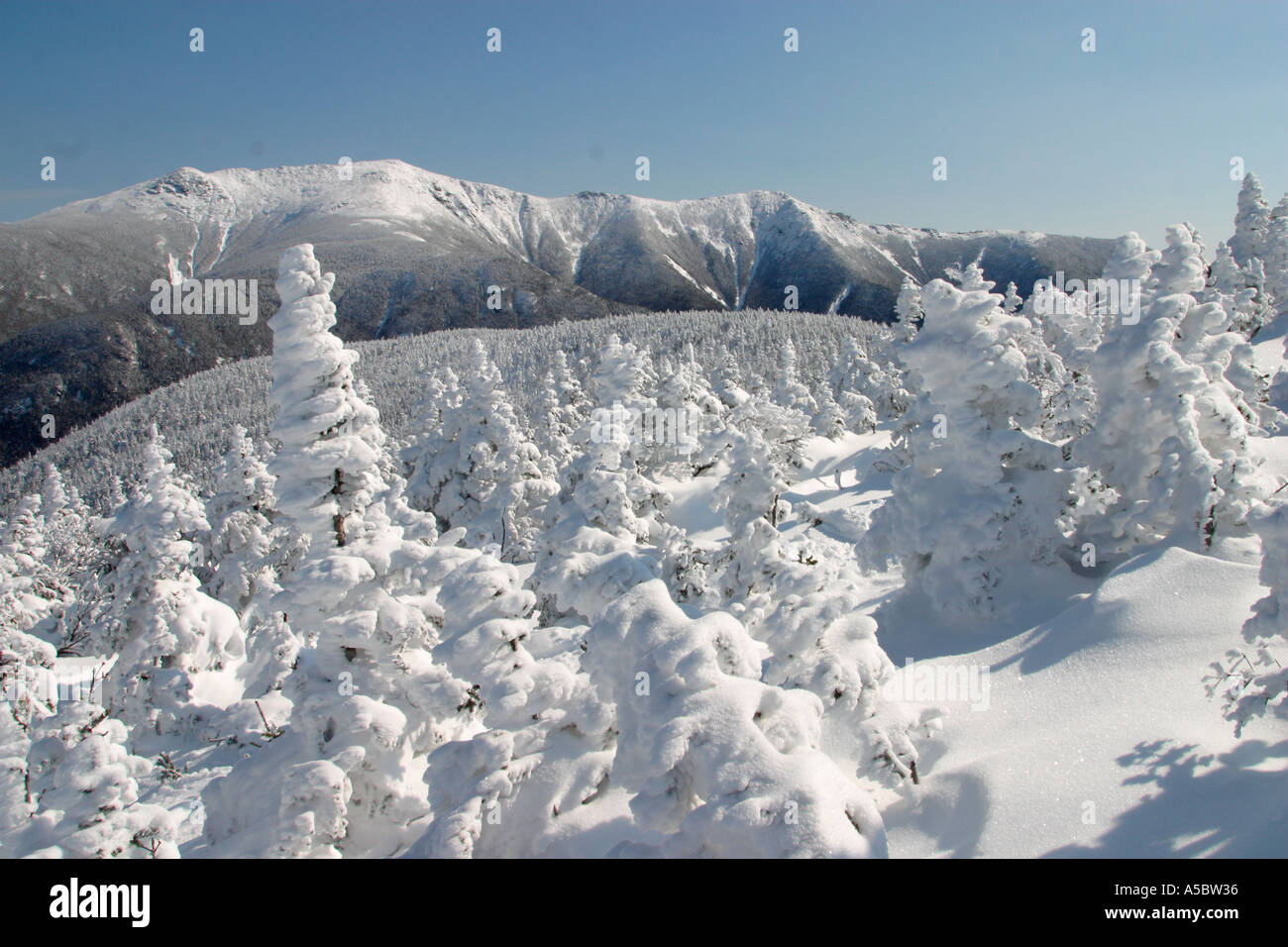 Franconia notch state park winter hi-res stock photography and images ...