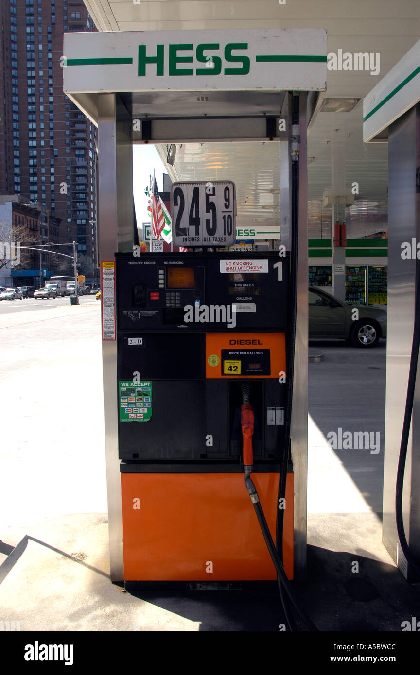 Exxon gas station pumps hi-res stock photography and images - Alamy