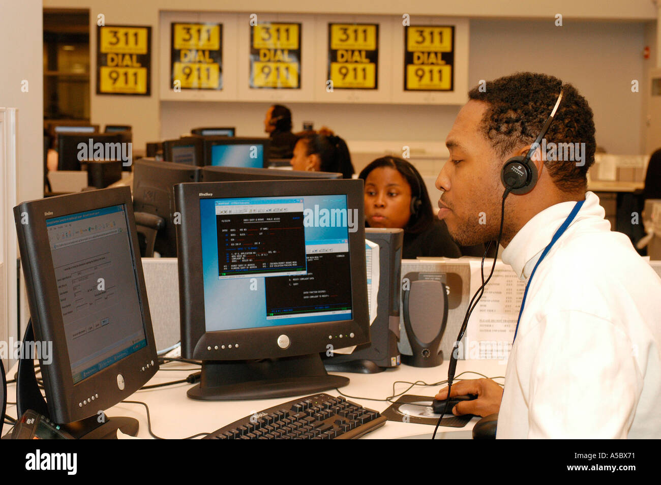 311 new york city hi-res stock photography and images - Alamy