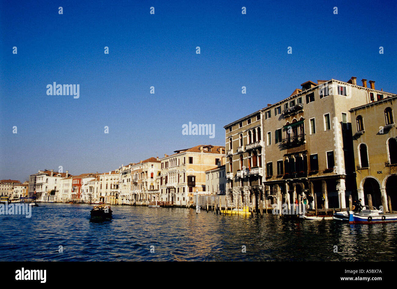 Architecture of venice hi-res stock photography and images - Alamy