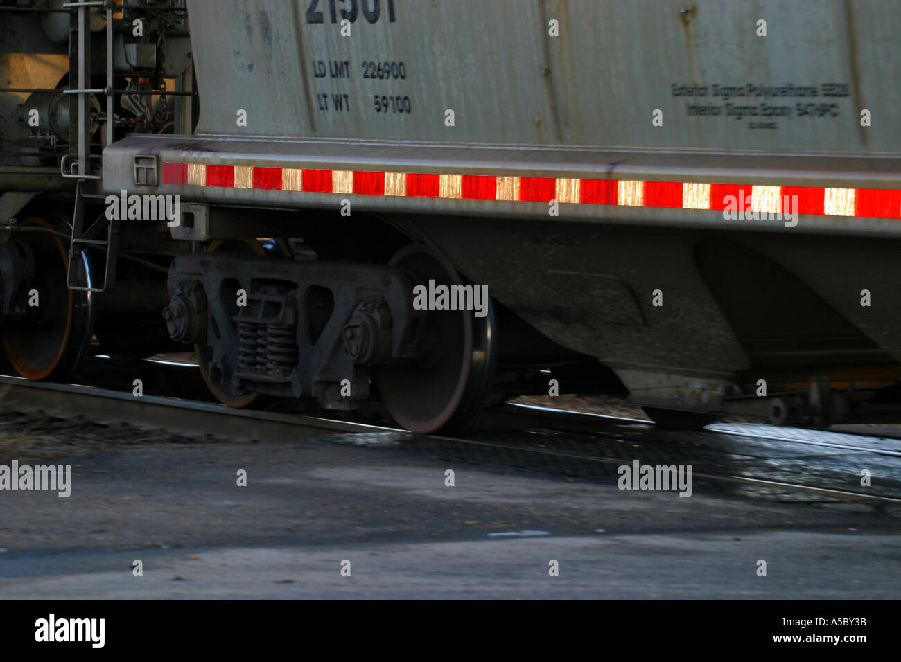 Train wheels hi-res stock photography and images - Alamy