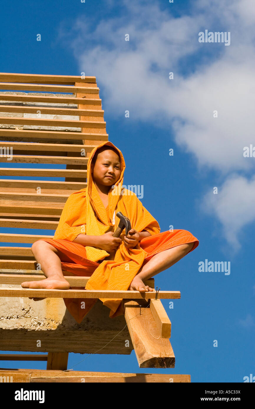 Novice Monk Helping Build a Temple Building Wat Simungkhun Hongsa Laos ...