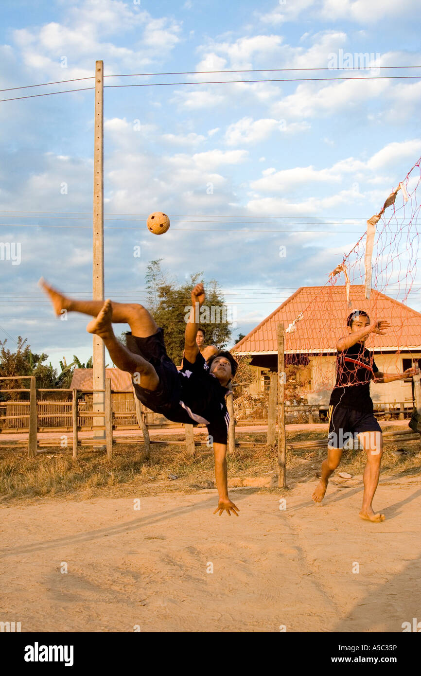 Young Men Playing Kataw Hongsa Laos Stock Photo - Alamy