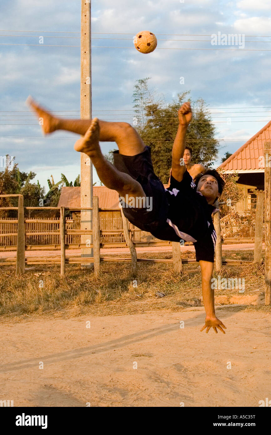 Young Men Playing Kataw Hongsa Laos Stock Photo - Alamy