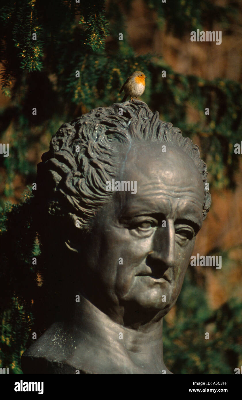 Goethe skulptur hi-res stock photography and images - Alamy