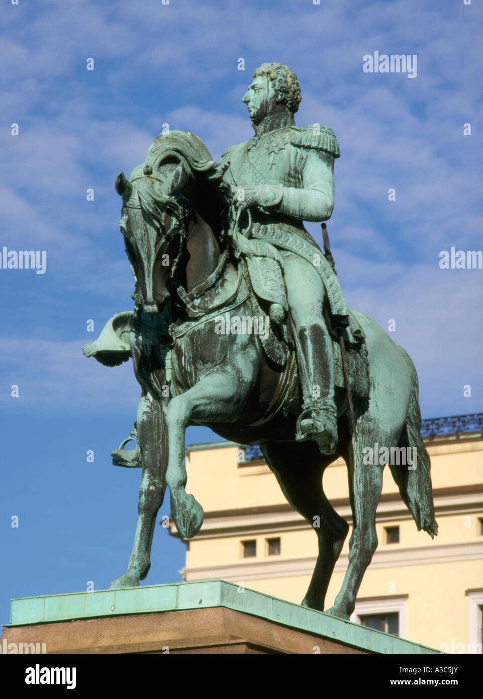Norway. Oslo. King Karl Johan statue in front of palace Stock Photo - Alamy