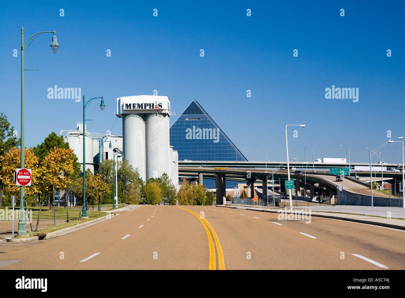 Welcome to memphis hi-res stock photography and images - Alamy