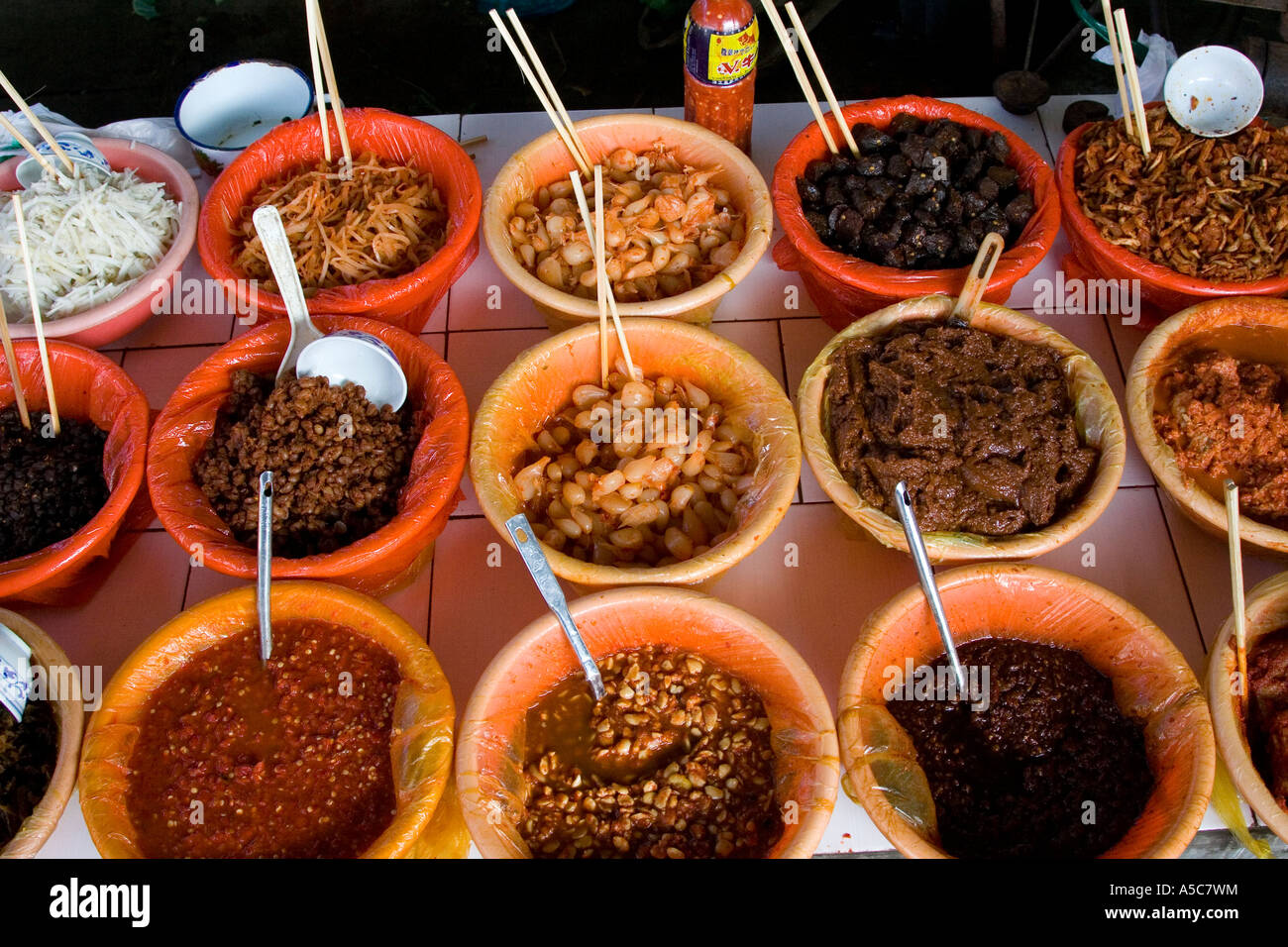 Yunnanagricultural hi-res stock photography and images - Alamy