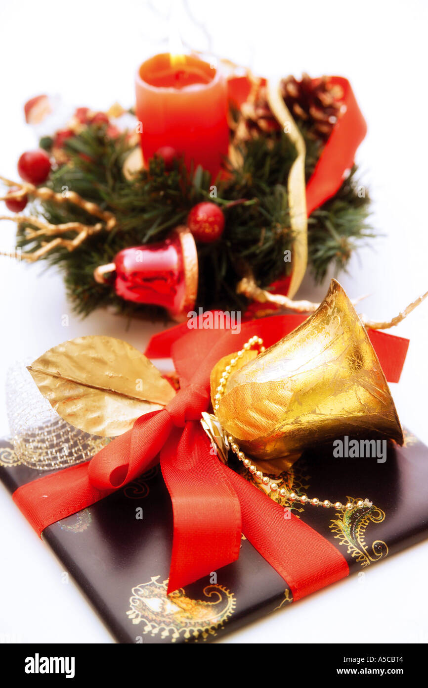 Donating giving wreath hi-res stock photography and images - Alamy