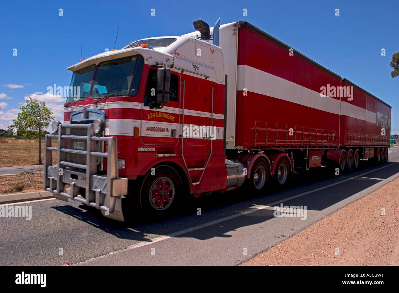 truck on australia road south australia Stock Photo - Alamy