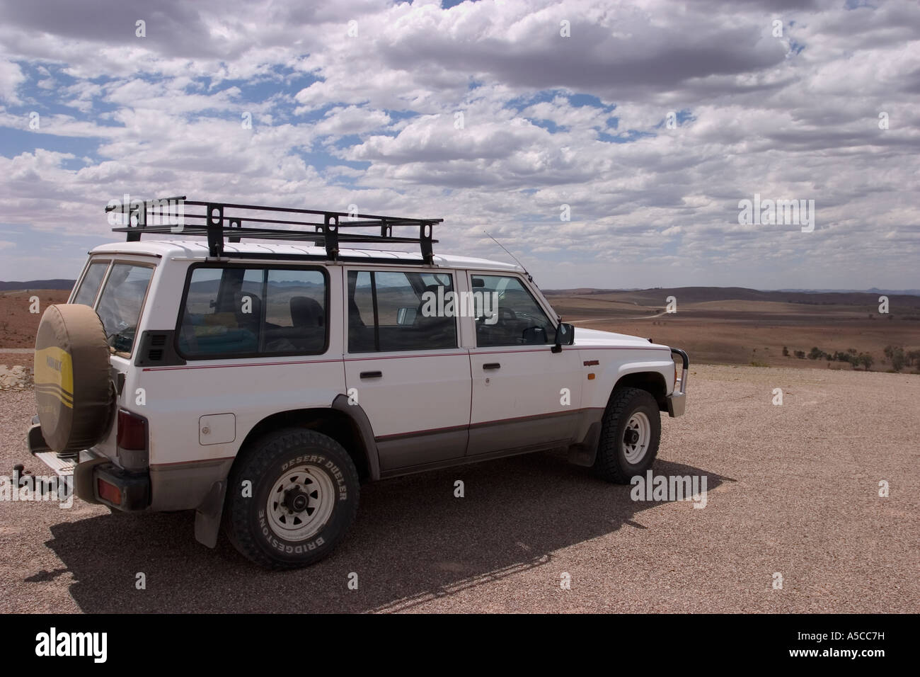 Desert drive sport with 4x4 in australia bush Stock Photo - Alamy