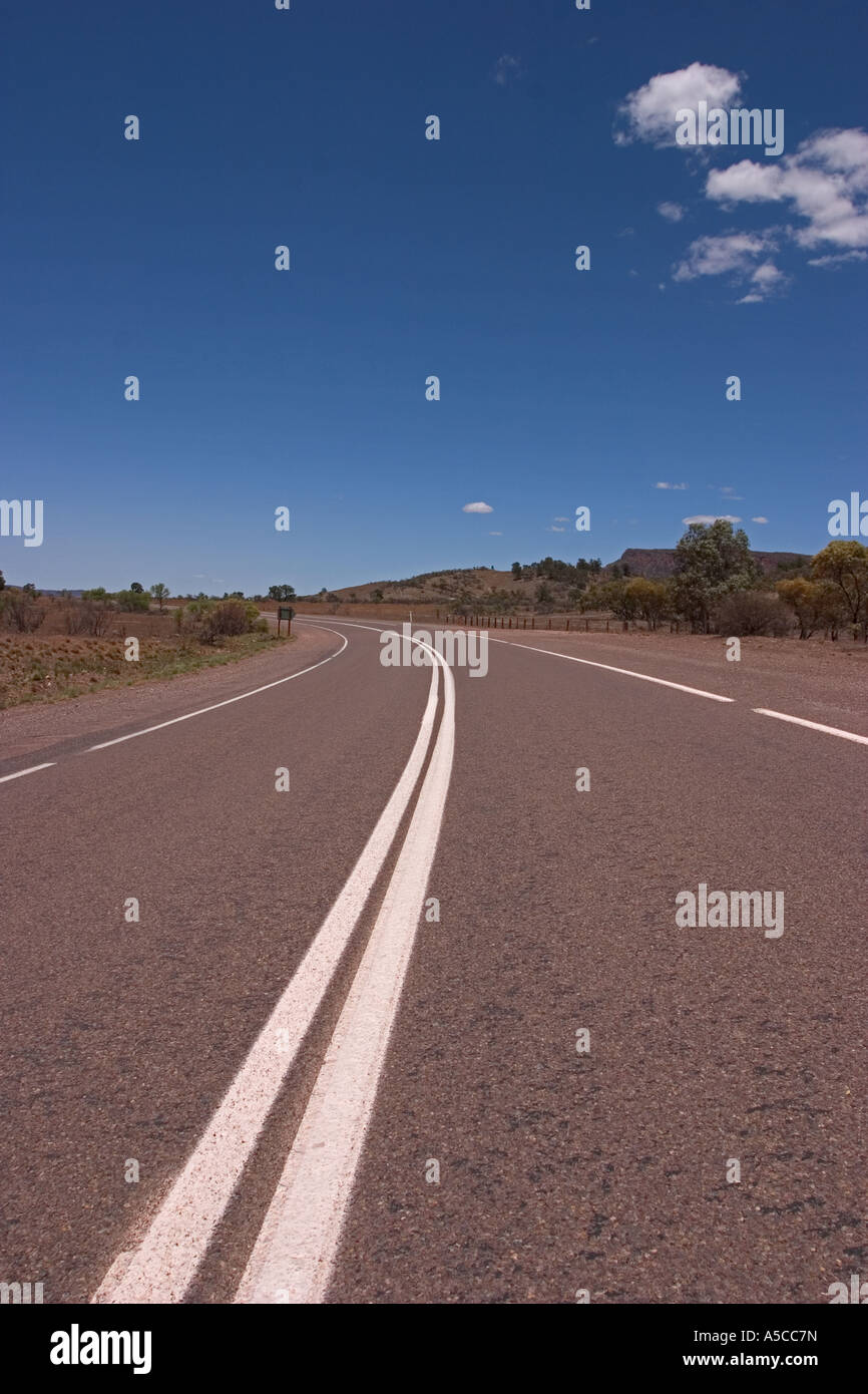 australian road with whites lines Stock Photo - Alamy