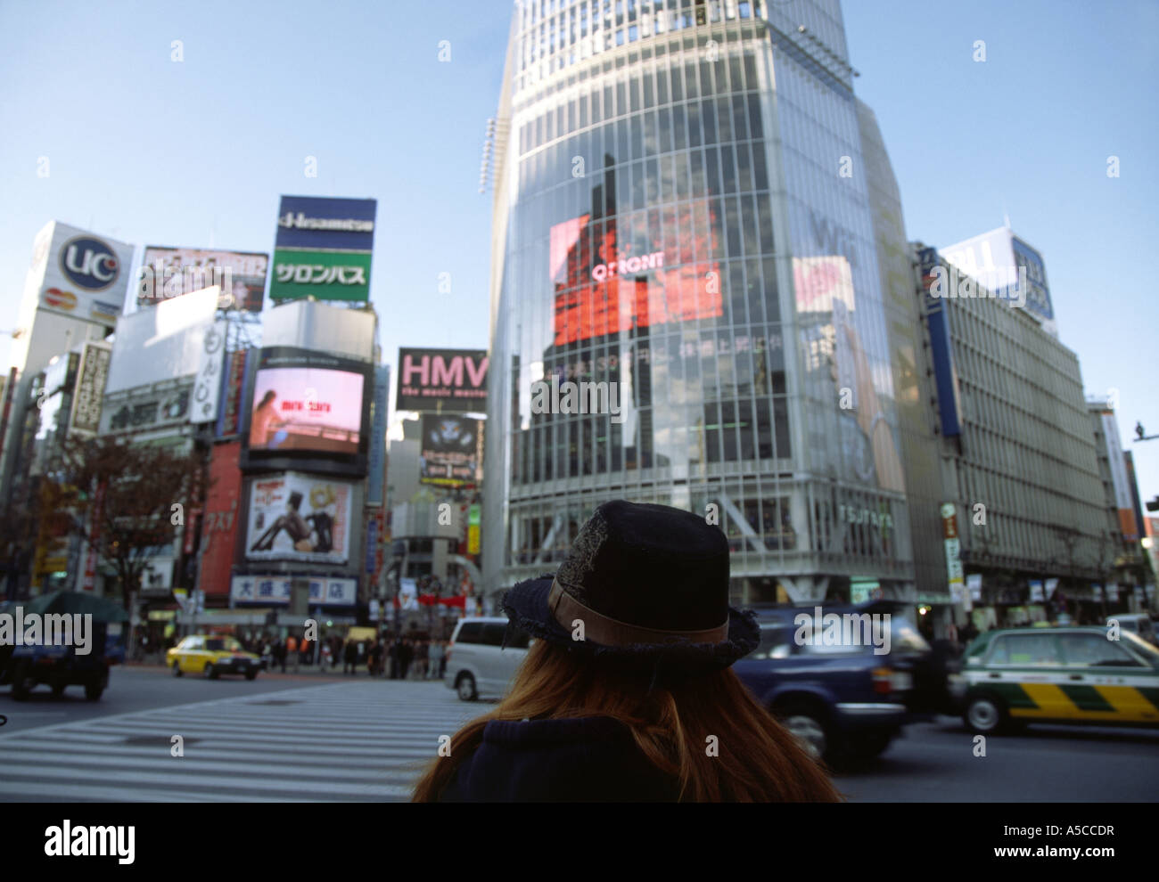 Tv screen tokyo japan asia hi-res stock photography and images - Alamy