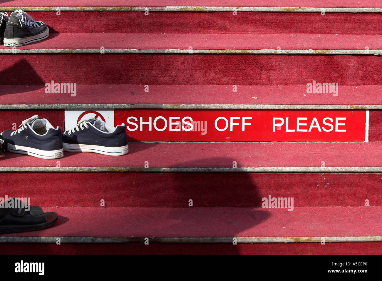 Take off shoes sign hi-res stock photography and images - Alamy