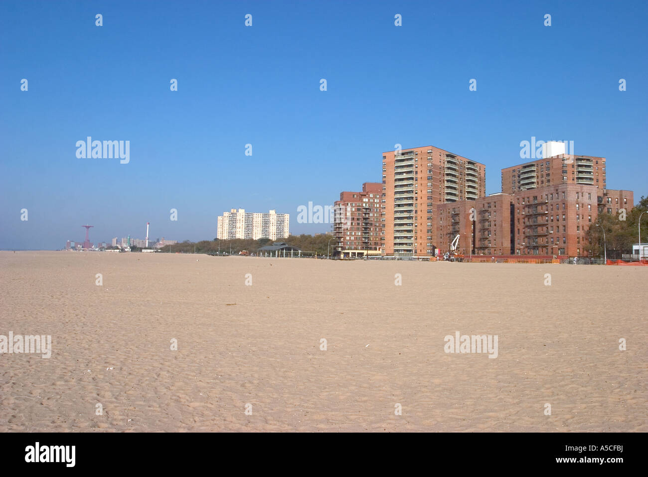 Brighton Beach Boardwalk Brooklyn New York City usa Stock Photo - Alamy