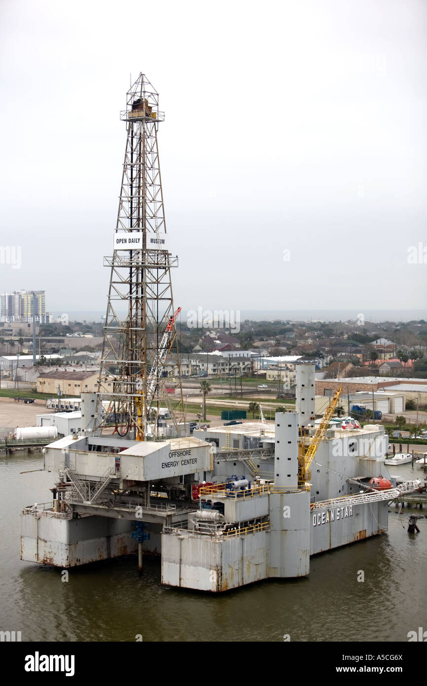Offshore oil platform galveston texas hi-res stock photography and ...