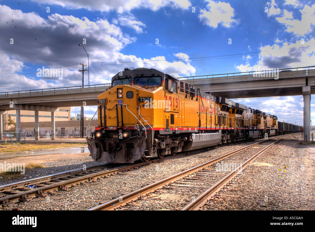 Union pacific railroad bridge hi-res stock photography and images - Alamy