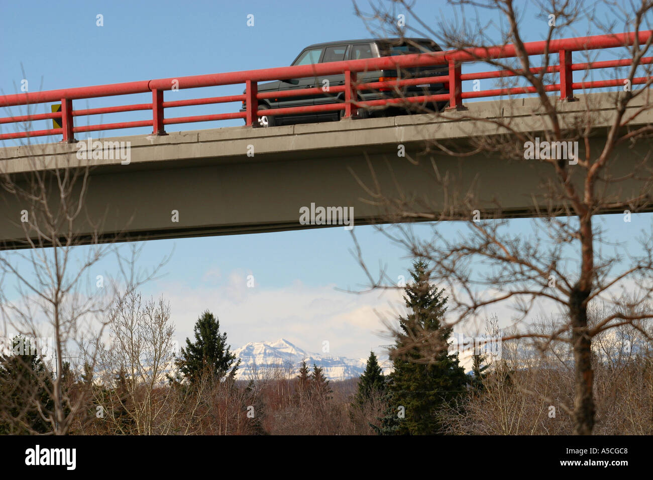 Poplar street bridge hi-res stock photography and images - Alamy