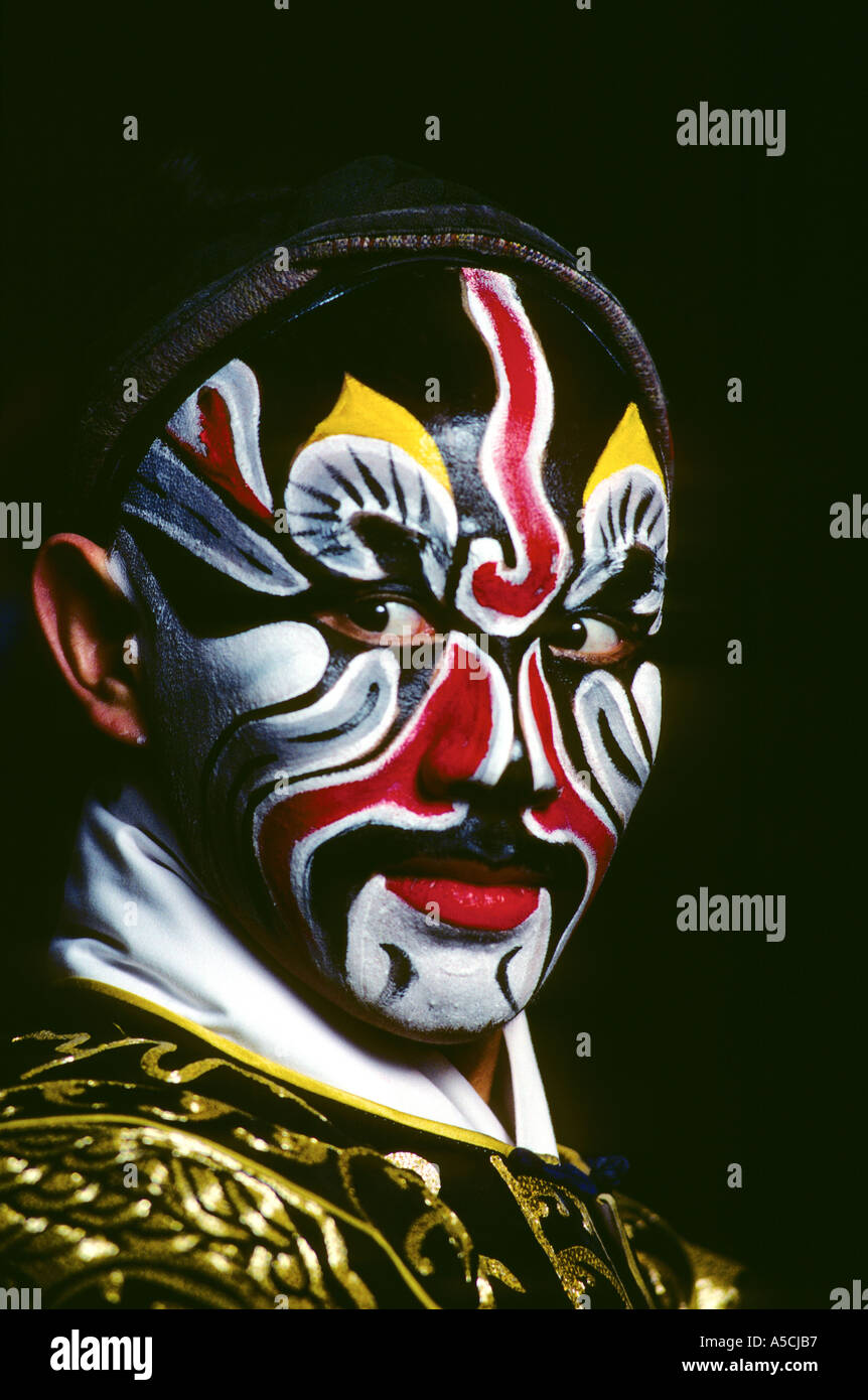 Beijing China Peking Opera performer backstage at the Chang an Theater ...