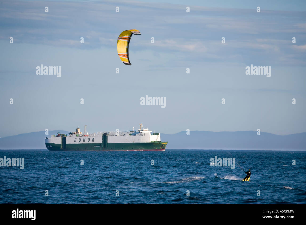 Kite rig hi-res stock photography and images - Alamy
