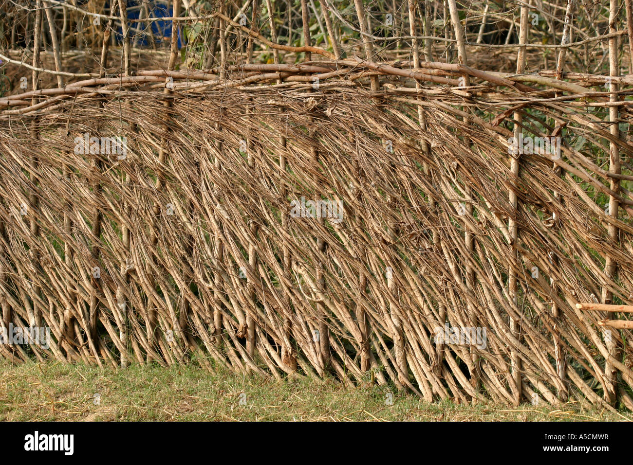 Traditional fencing hi-res stock photography and images - Alamy