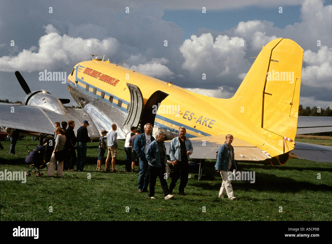 Dc3 Aircraft High Resolution Stock Photography and Images - Alamy