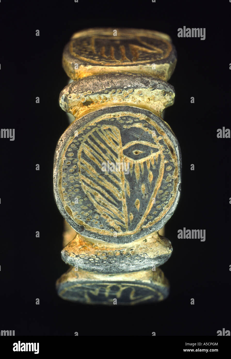 Medieval finger ring Stock Photo - Alamy