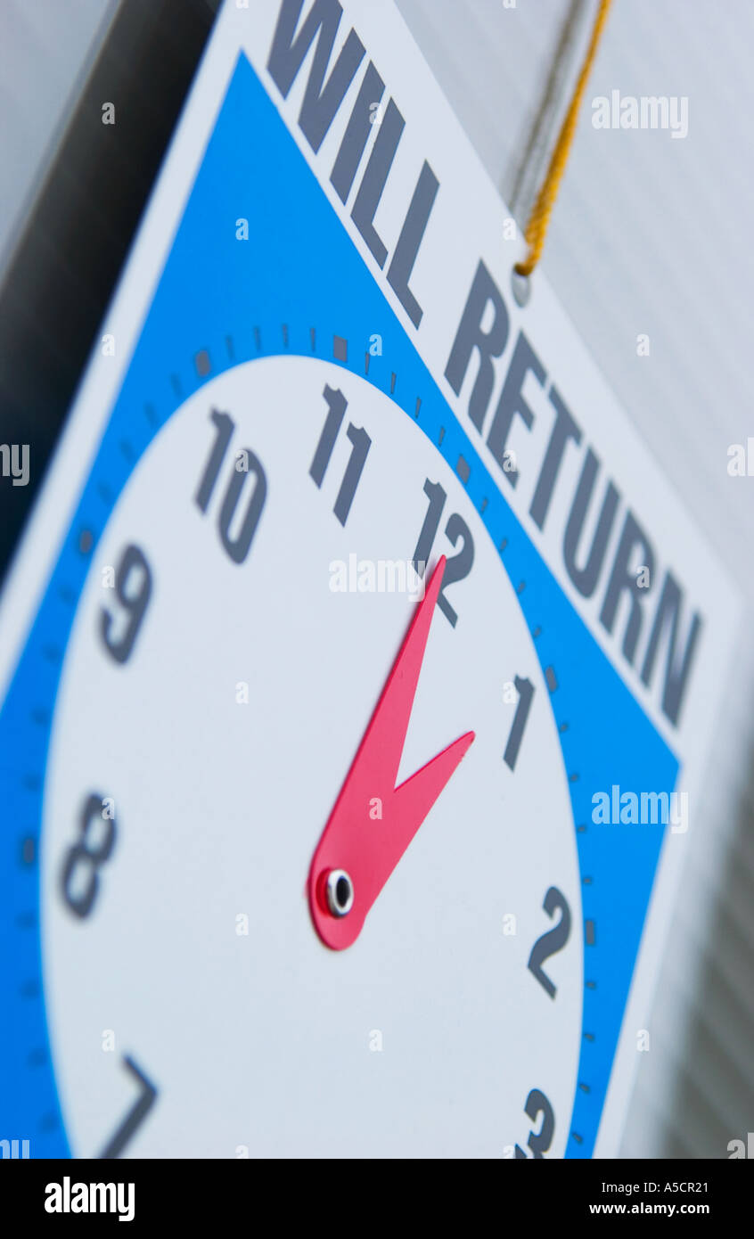 Will return sign Stock Photo - Alamy