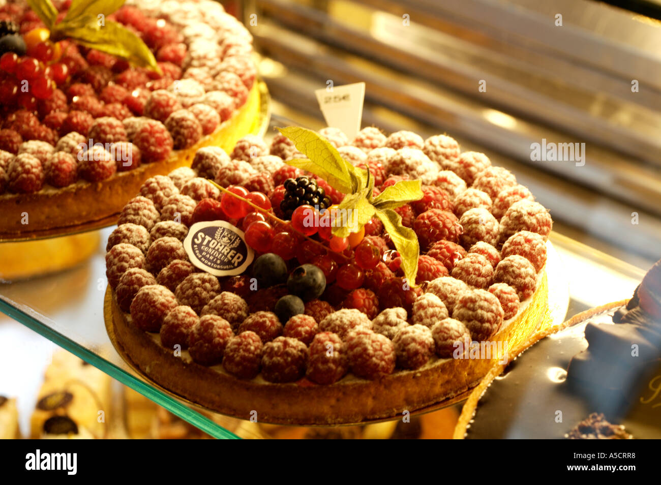 STOHRER FRENCH FRUIT PASTRY Stock Photo - Alamy