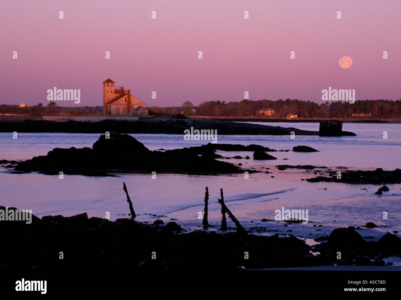 Fort foster hi-res stock photography and images - Alamy