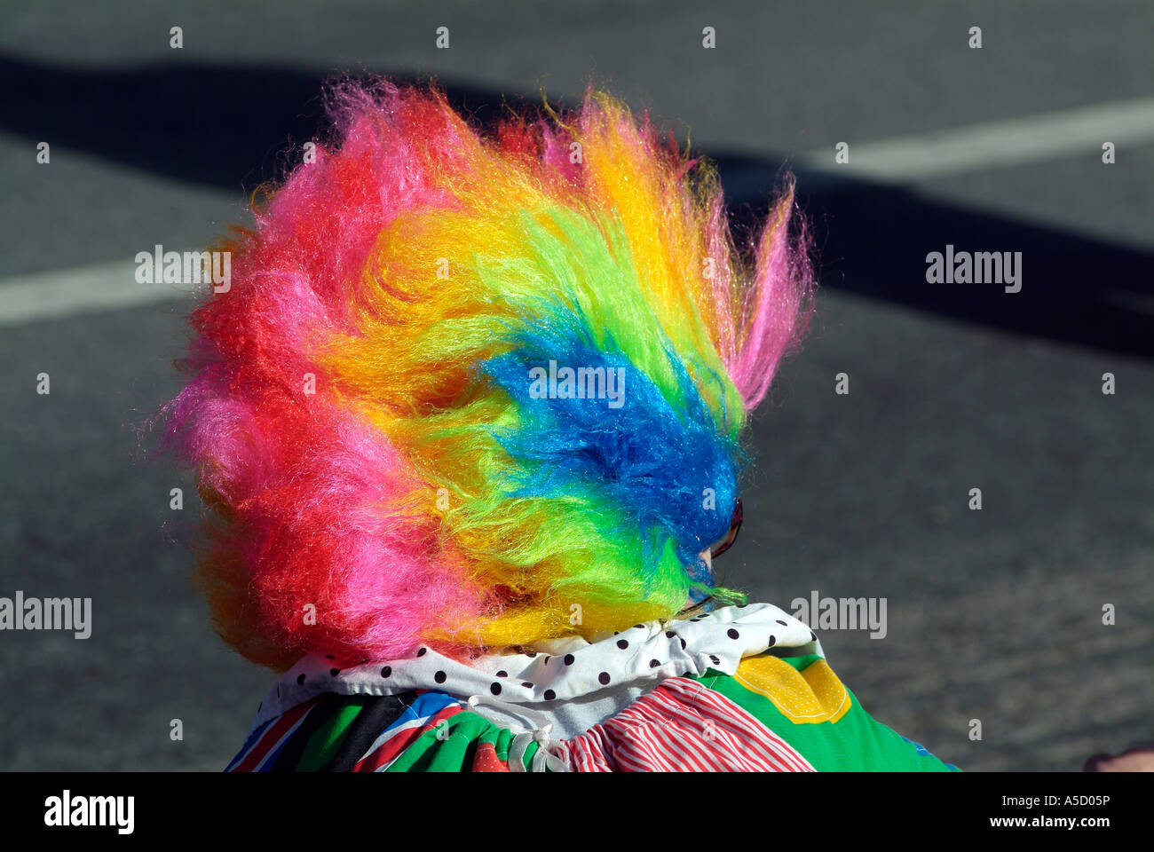 Wearing red wig hi-res stock photography and images - Alamy