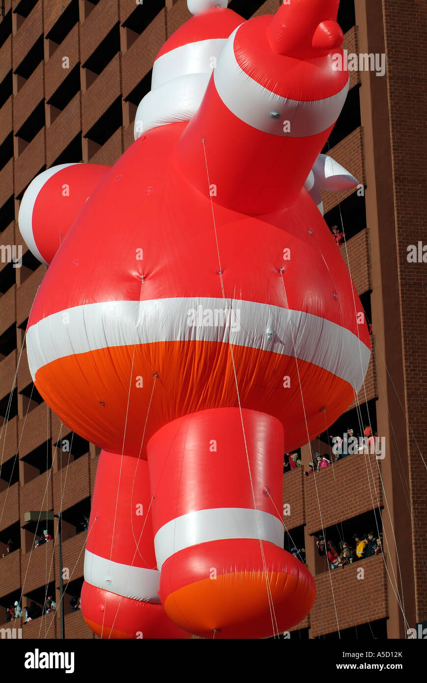 Santa parade balloon hi-res stock photography and images - Alamy