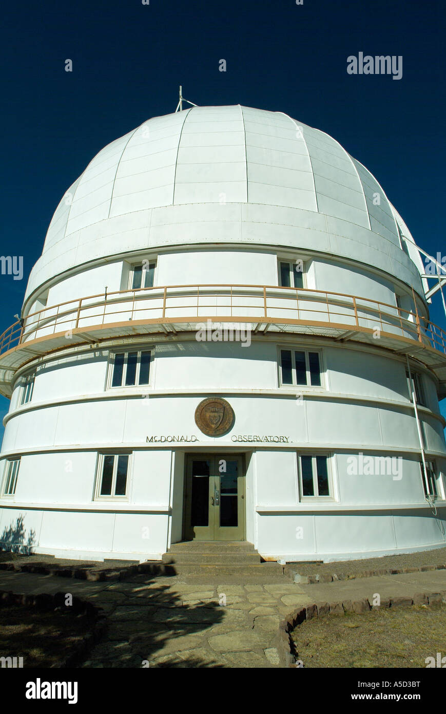 Mac donald observatory hi-res stock photography and images - Alamy
