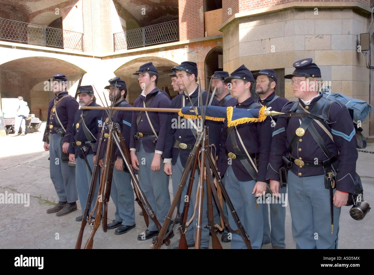 American civil war uniforms hi-res stock photography and images - Alamy