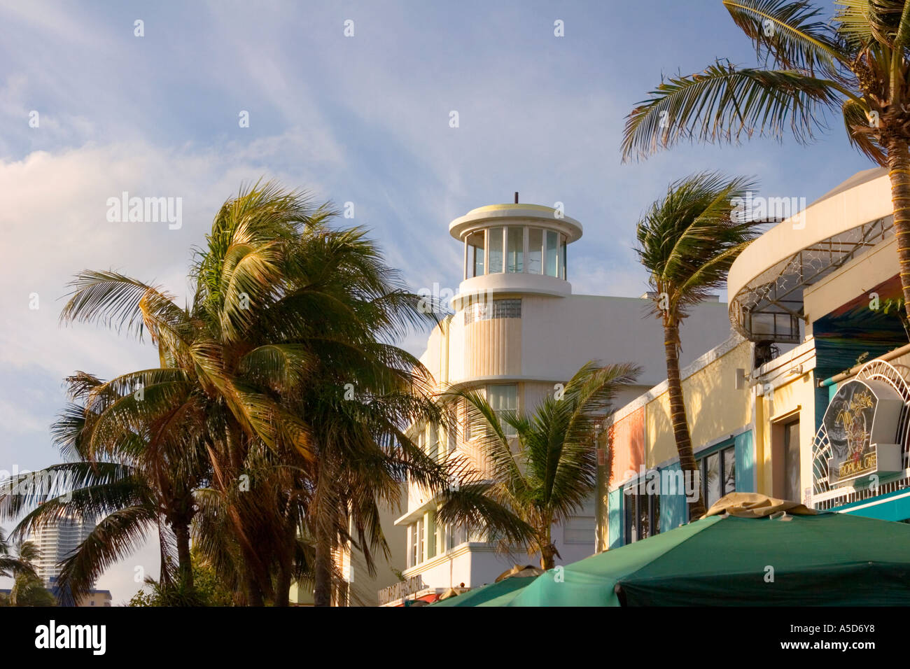 Mangos tropical cafe hi-res stock photography and images - Alamy