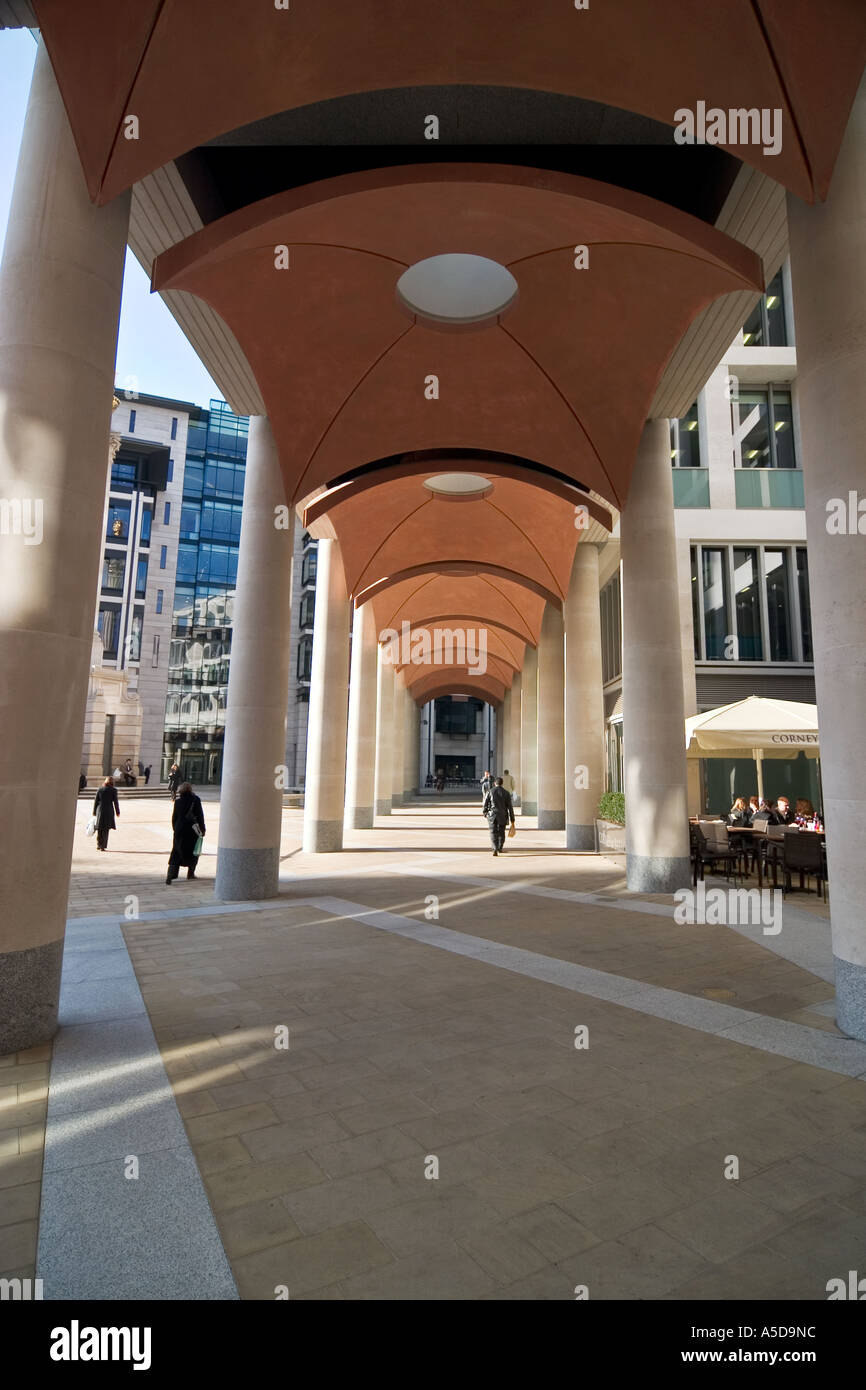 Repeated arches hi-res stock photography and images - Alamy