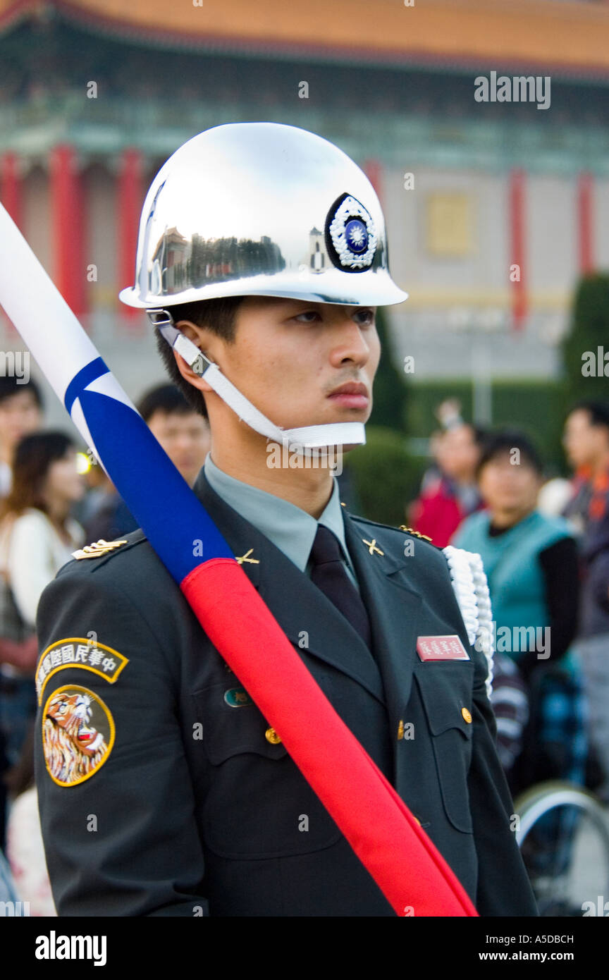 Stock photo of a Taiwanese soldier at the Chiang Kai Shek Memorial Hall ...