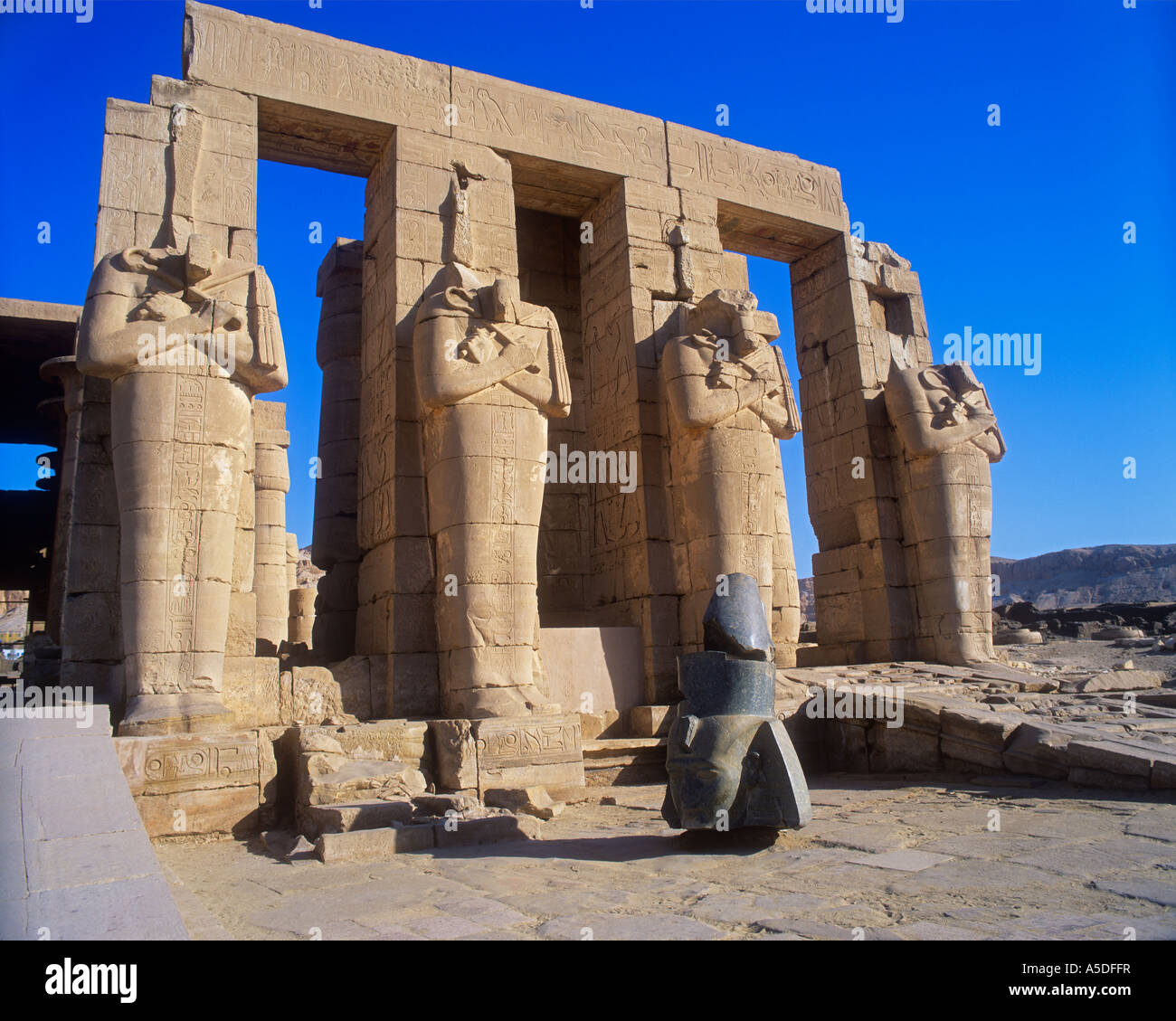 Tomb ramesseum hi-res stock photography and images - Alamy