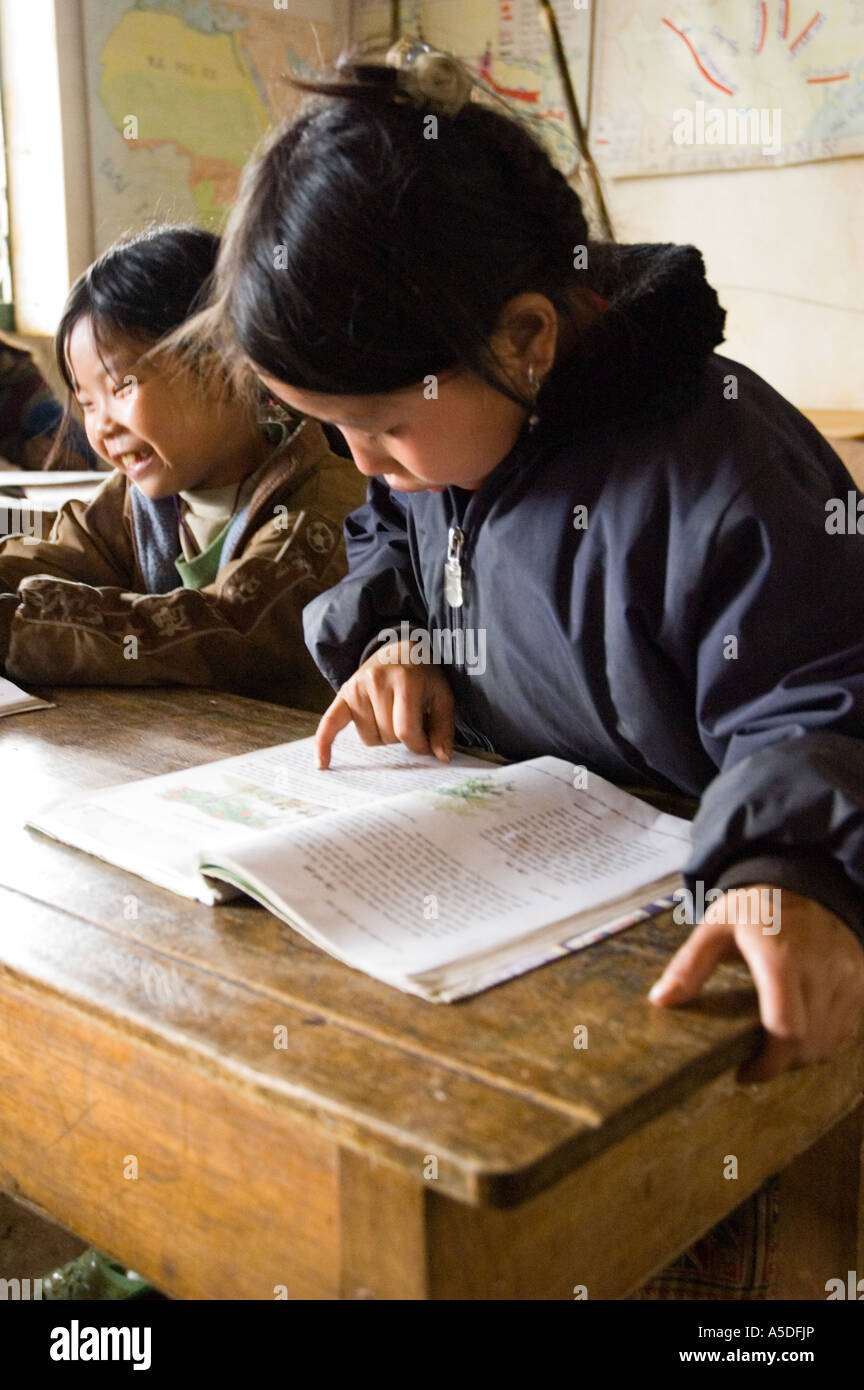 Vietnamese primary school students practice their reading in a ...