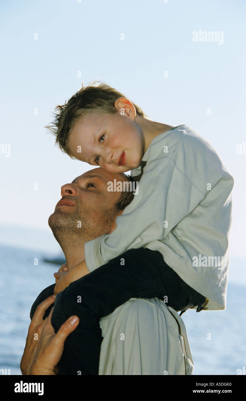 Man carrying toddler boy child boys hi-res stock photography and images ...