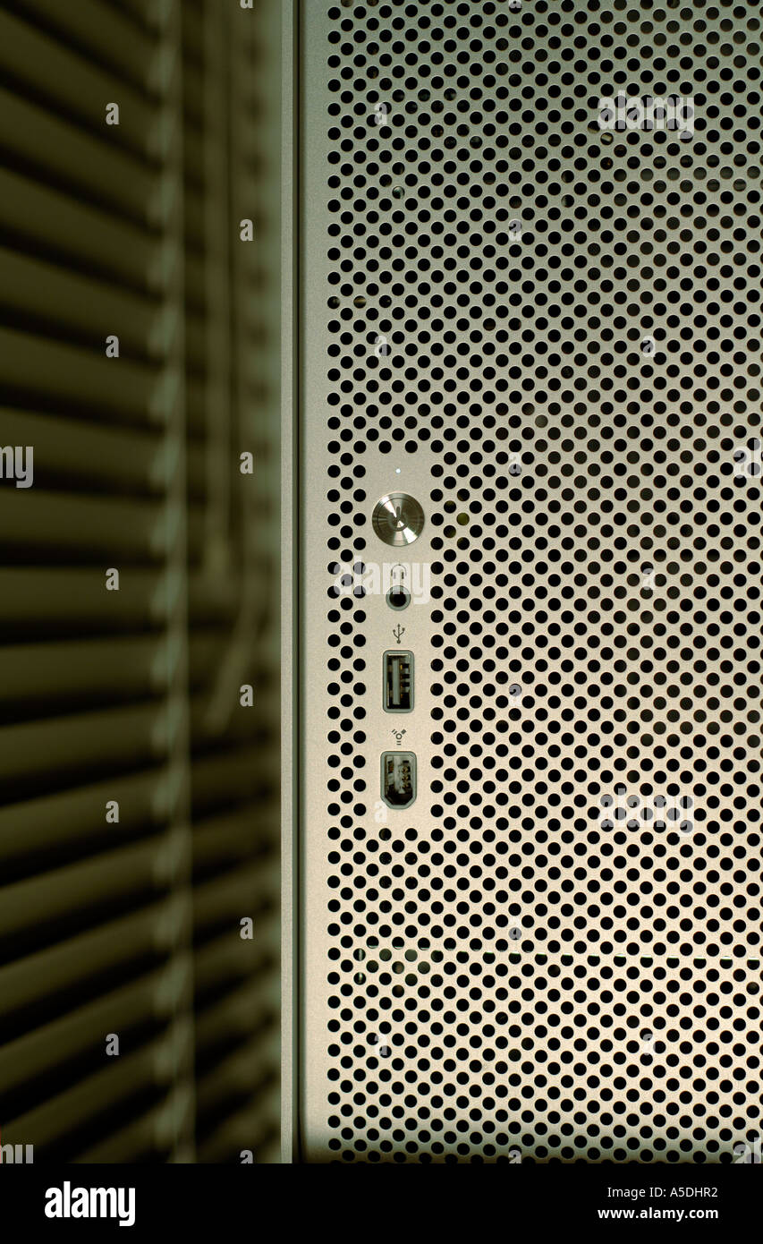 Front of modern Apple G5 computer Stock Photo - Alamy