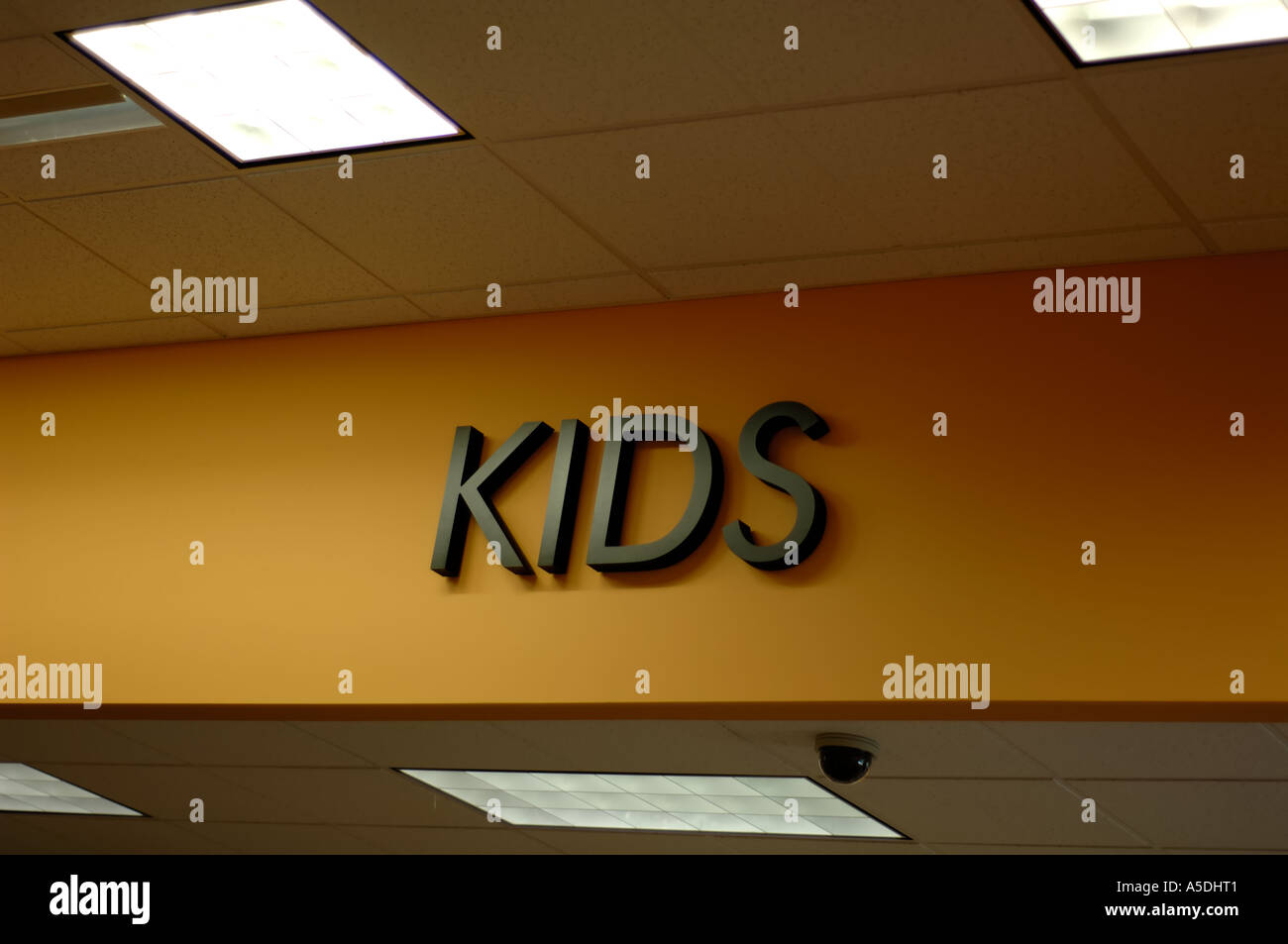 Kids sign in bookstore indicating the shelves for the kids section ...