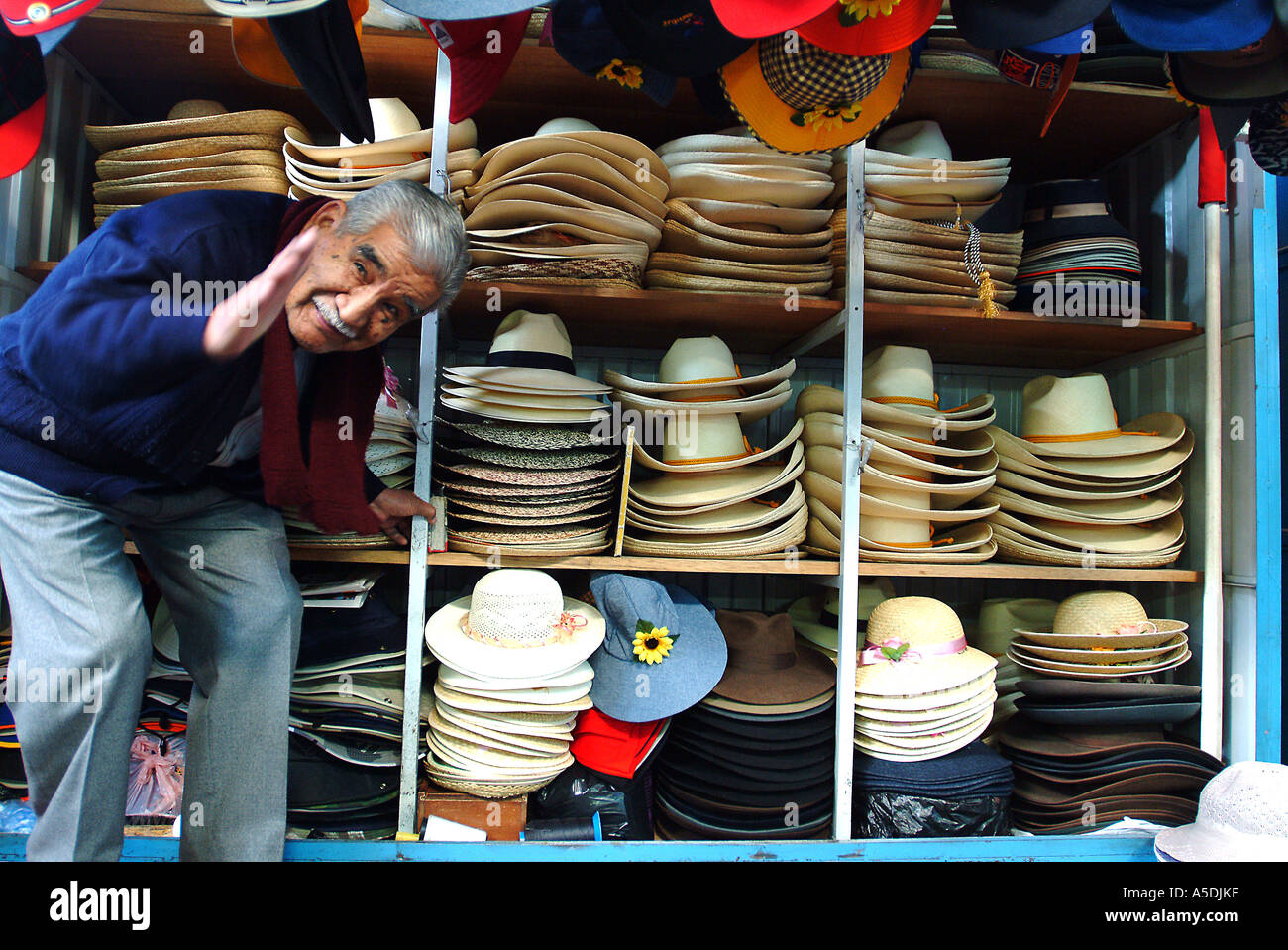 Arequipa men hi-res stock photography and images - Alamy